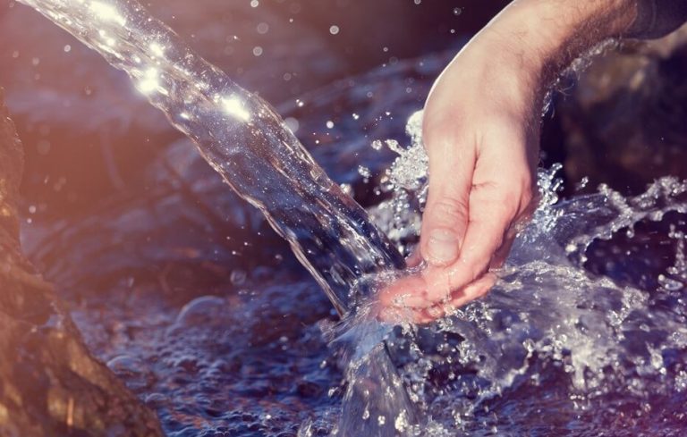 Where Does Water Come From? Tap vs Bottled